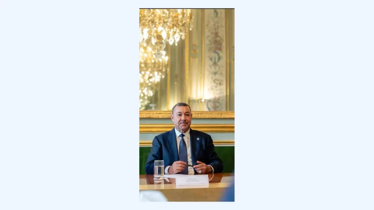 Sayoud reçu à Paris par le président français Emmanuel Macron | Algérie ...