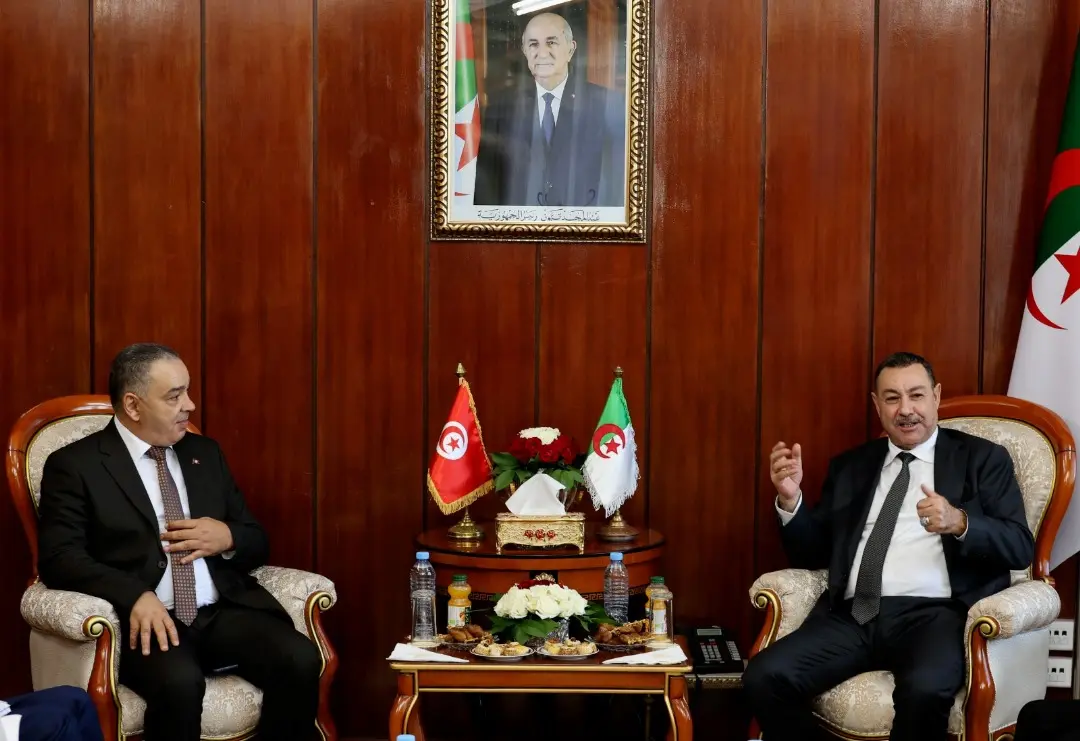 Sayoud reçoit le président du groupe parlementaire d'amitié Tunisie ...