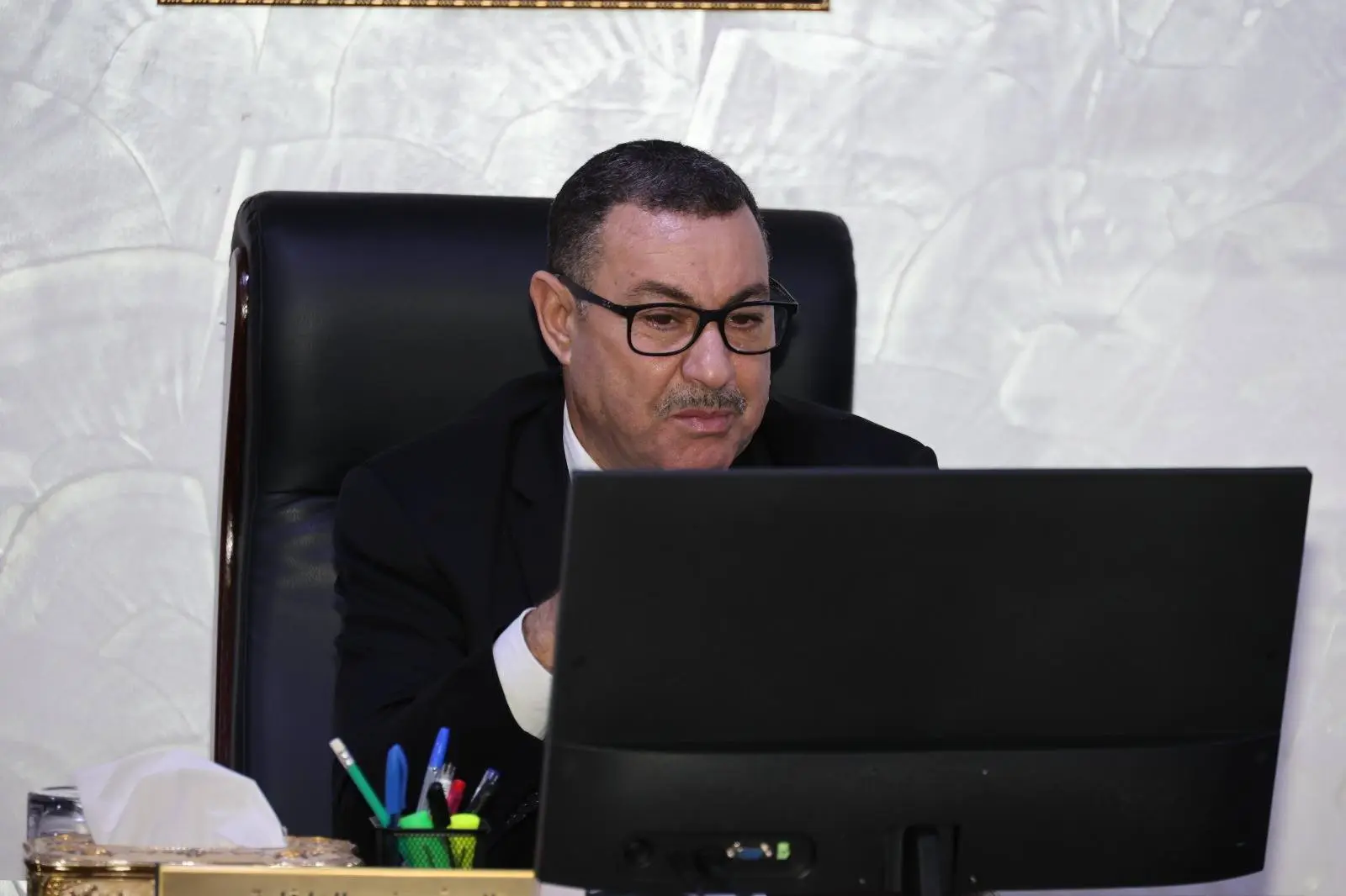 Sayoud préside une réunion de travail pour l'évaluation de la ...