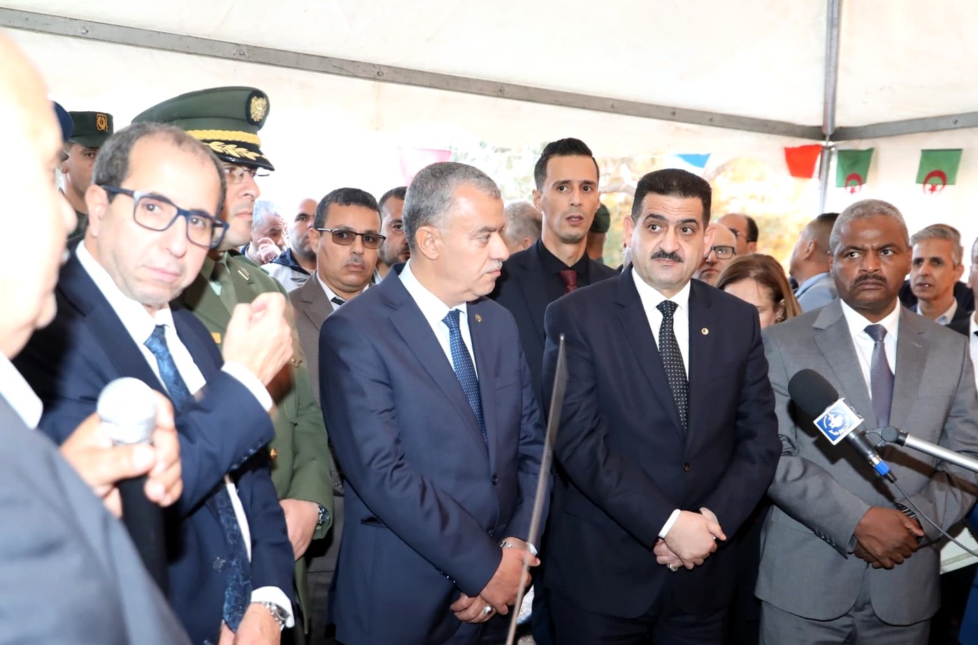 Derbal insiste sur la nécessité de numériser la gestion des ...