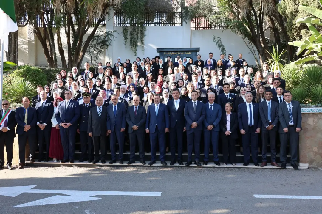 Sayoud préside la cérémonie de sortie de la 53e promotion de l'ENA ...